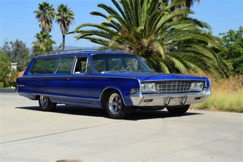 1965 Chrysler New Yorker 9 Passenger Wagon For Sale