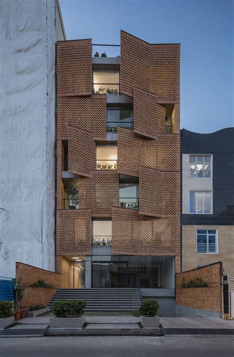 El Potencial Compositivo Del Ladrillo A La Vista En 13 Edificios