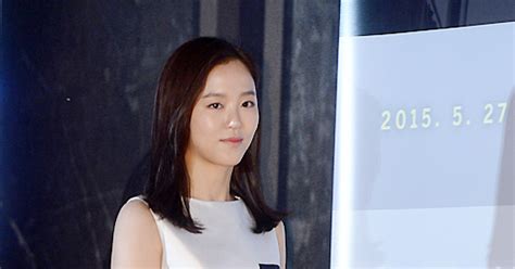 포토엔 강한나 파격 노출없는 단아한 패션무뢰한 Vip시사회