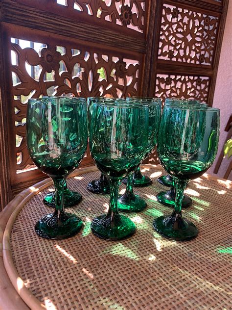 Set Of 9 Libbey Emerald Green Vintage Wine Glasses Water Goblets Art