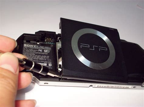 Psp 1000 Umd Door Replacement Ifixit Repair Guide