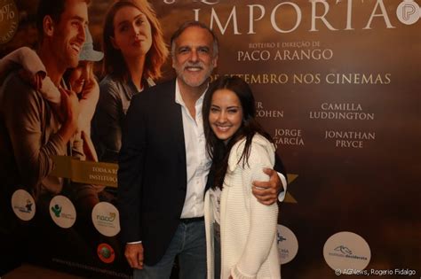Maytê Piragibe conferiu a pré estreia do filme O Que de Verdade
