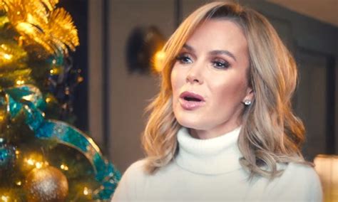 Fans Ontroerd Door Kersthit Van Bgt Jurylid Amanda Holden Ik Heb