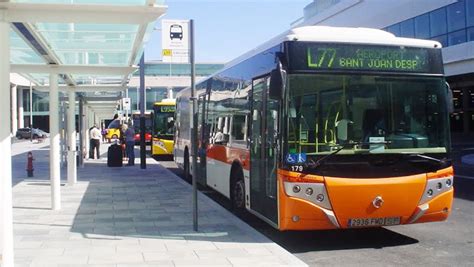 La connexió de la línia L77 de bus que connecta Sant Joan Despí
