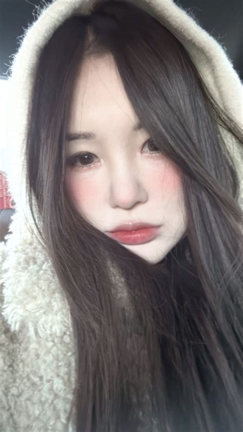 뭐요🤦🏻‍♀️ Mymin 님의 게시물 Kream