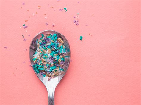 How To Limit Microplastic Exposure In Your Daily Life