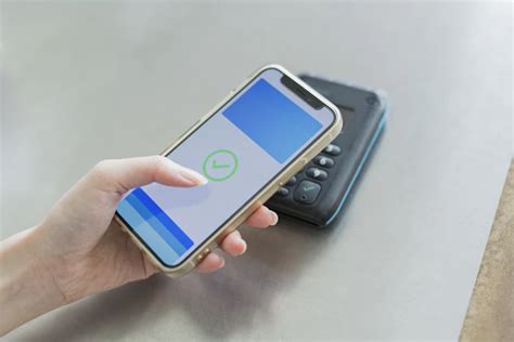 Uqモバイルの支払い方法を解説！口座振替やデビットカードに対応している？ マイベスト