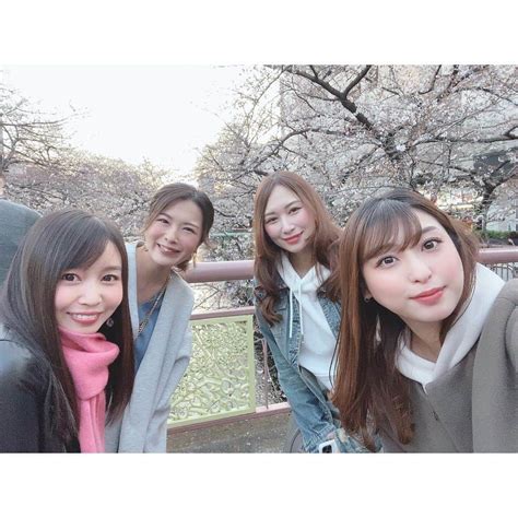 福咲れんさんのインスタグラム写真 福咲れんinstagram「お花見 中目黒」3月25日 19時45分 Renren108