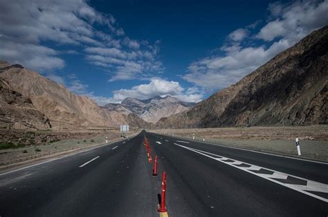 Chakdara Gilgit Road To Be Alternate Cpec Route