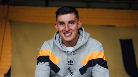 Kelland Watts Joins United Cambridge United Fc
