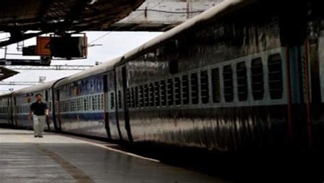 Man Arrested For Flashing At Woman Masturbating In Mumbais Cst