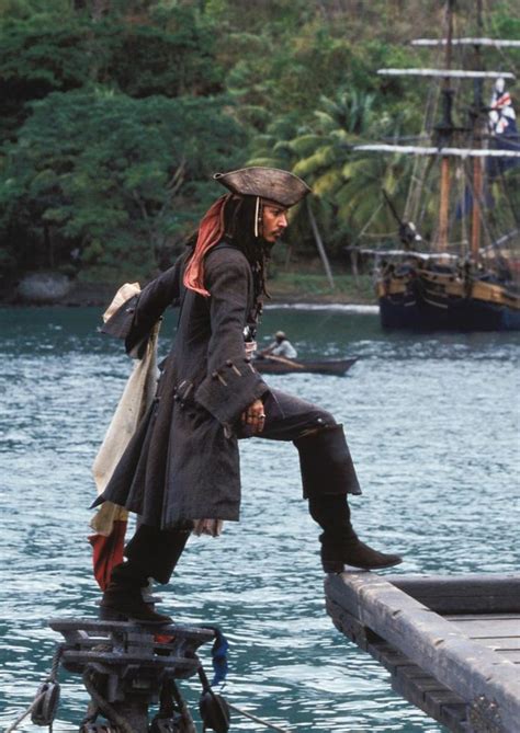 Jack Sparrow In Pirates Of The Caribbean The Curse Of The Black Pearl