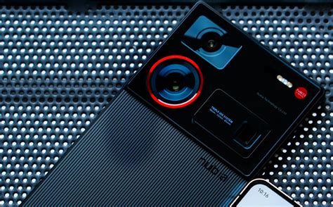 Amiral Gemisi Nubia Z70 Ultra Iphone 16nın Popüler özelliğini