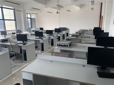 南充科技职业学院电子信息学院