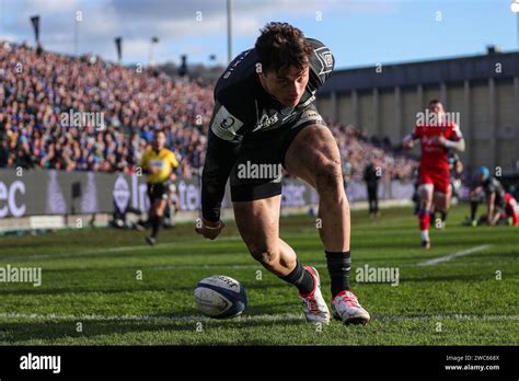 Bath England 14th January 2024 Racing 92s Henry Arundell Scores A