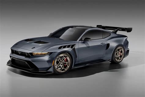 Ford Mustang GTD Une Voiture De Course Pour La Route Sur Circuitford