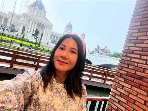 Don Worry Molyka Keo