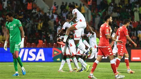 العقدة مستمرة تونس تودع أمم إفريقيا على يد بوركينا فاسو