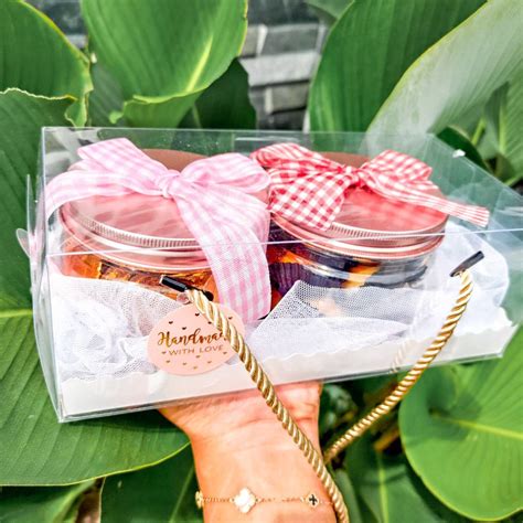 Jual Hampers Idul Fitri 2024 Lebaran Kue Kering Parcel Bingkisan Kado Hadoah Shopee Indonesia