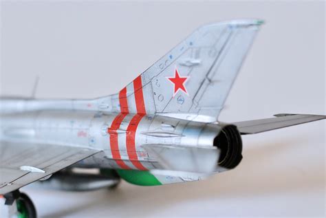 МиГ-21 ПФ — Каропка.ру — стендовые модели, военная миниатюра