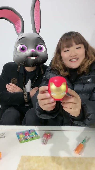 哈哈哈娱乐一下😂😂😂 给生活找点乐子 搞笑家庭欢乐多 快乐就这么简单 给生活找点乐子 Youtube
