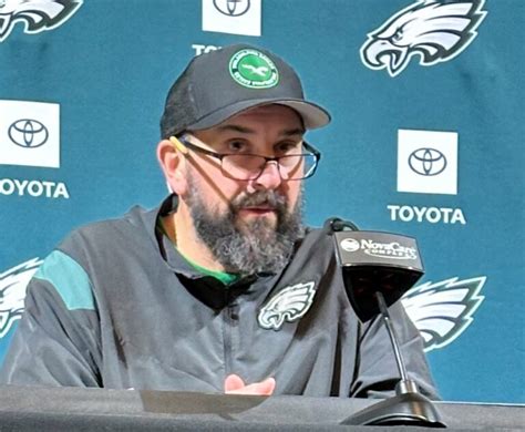 Matt Patricia Has Evolved Now Hugs Darius Slay How Can De Facto D