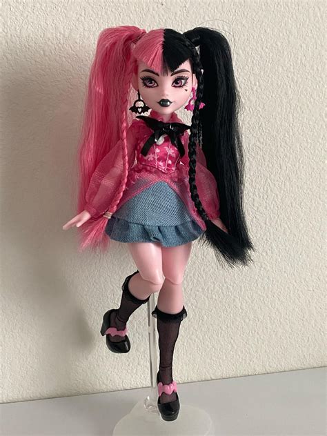 A Couple Draculaura Restyles 🖤 Rmonsterhigh
