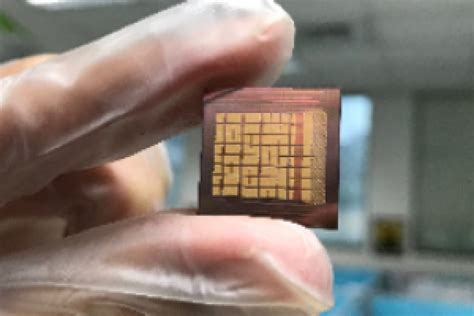 Embedded Interposer Carrier Substrate Semiconductor Intelligentization