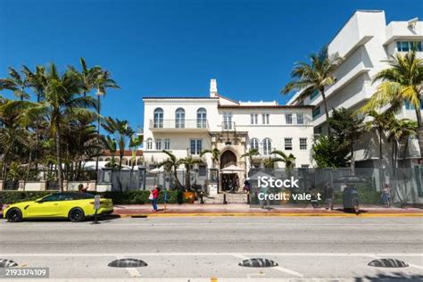 빌라 카사 카사 카수아리나 오션 드라이브 마이애미 사우스 비치의 역사적인 아르 데코 지구 마이애미 플로리다 미국 개성 개념에 대한 스톡 사진 및 기타 이미지 Istock