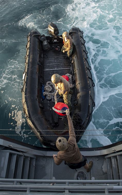 Dvids Images Ctf 56 Participates In An Underwater Detonation Image