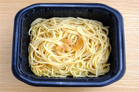 セブン 大盛 ペペロンチーノ実食レビュー麺多めのガッツリ系冷凍パスタ やさしい生活