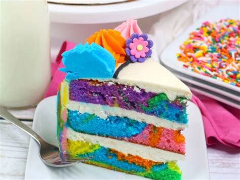 Colorful Cake Decorating Ideas