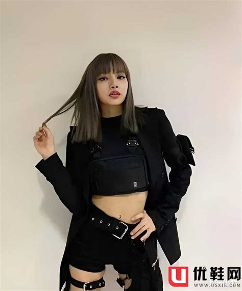 18岁菲律宾网红身材好、气质佳，撞脸韩星，整容了？ 优鞋网