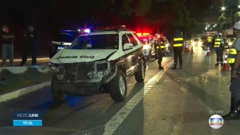 Vídeo Acidente Entre Viatura E Quatro Veículos Deixa Feridos Na Zona