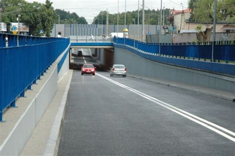 Legionowo Tunel na Bukowcu Prezydent radny i ksiądz interweniują u