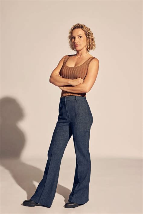Perdita Weeks Things Were Once Hiccup Y With Magnum Pi Cast