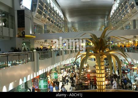 Dubai International Airport Main Concourse And Shopping Mall Stock