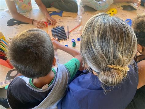 Estagiários de Psicologia realizam ação para fortalecer vínculos e emoções de jovens acolhidos