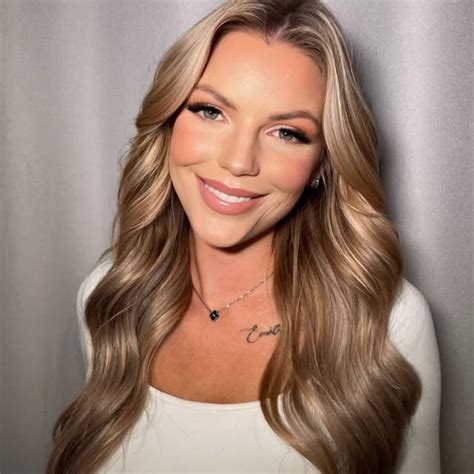 J Kaylee Jasminee Threads Say More