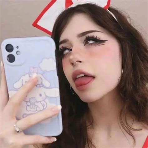 Hannahowo In 4k Parody On Twitter My Weakness Is Your P 🍆🍑