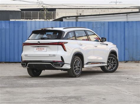 长安cs75 Plus外观实拍高清大图长安cs75 Plus 2024款 冠军版 15t 智驾劲领型炫晶白第5张图片大全太平洋汽车