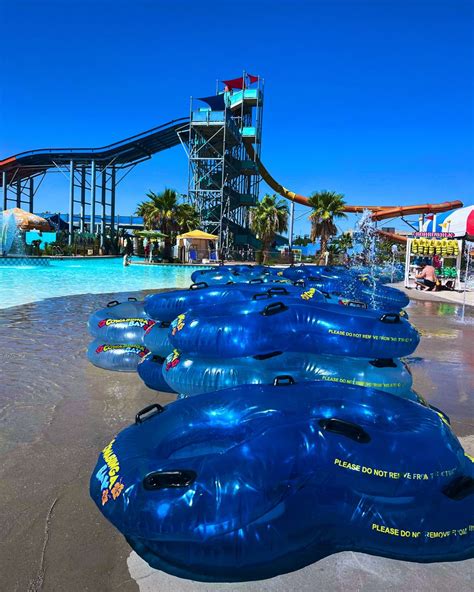 Cowabunga Bay Water Park In Las Vegas Las Vegas Parks Water Park
