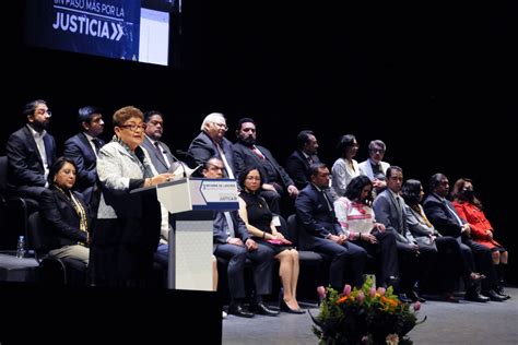 Víctimas Son El Centro De La Fiscalía Ernestina Godoy
