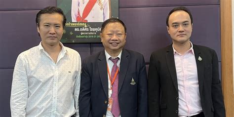 ดร อดิศร ไชยคุปต์ หัวหน้าผู้ตรวจการอัยการสูงสุดให้การต้อนรับ น ส พ