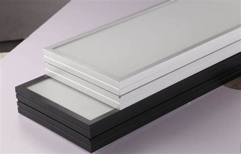 Recteana Wide Linear Rectangular Pendant Light Screed