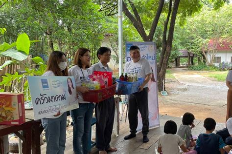 มูลนิธิมาดามแป้งรวมพลังอาสาช่วยผู้ประสบภัยน้ำท่วม