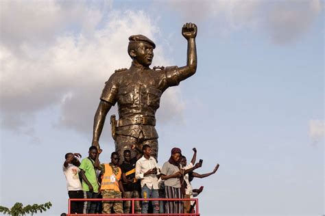 Burkina Faso hommage national à lancien président Thomas Sankara