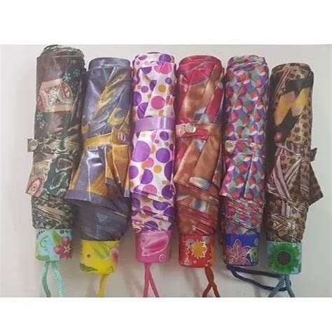 Polyesterss Printed Three Fold Polyester Umbrella For Rain No Of