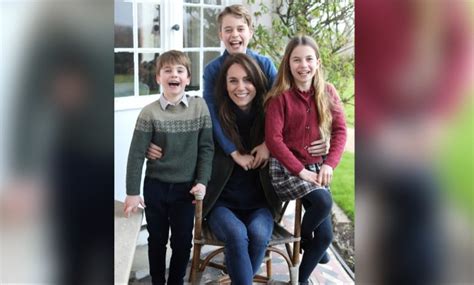 Kate Gate Princess Of Wales Kate Middletons Edited Photo Fuels Conspiracy Theories