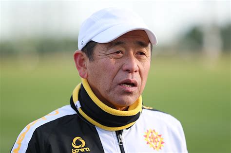シマダノメ 第1回 深堀インタビュー 小林伸二監督前編 ギラヴァンツ北九州 オフィシャルサイト